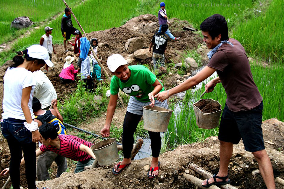 Trends In Volunteerism THE PHILIPPINES Thai Volunteer Service Foundation TVS 
